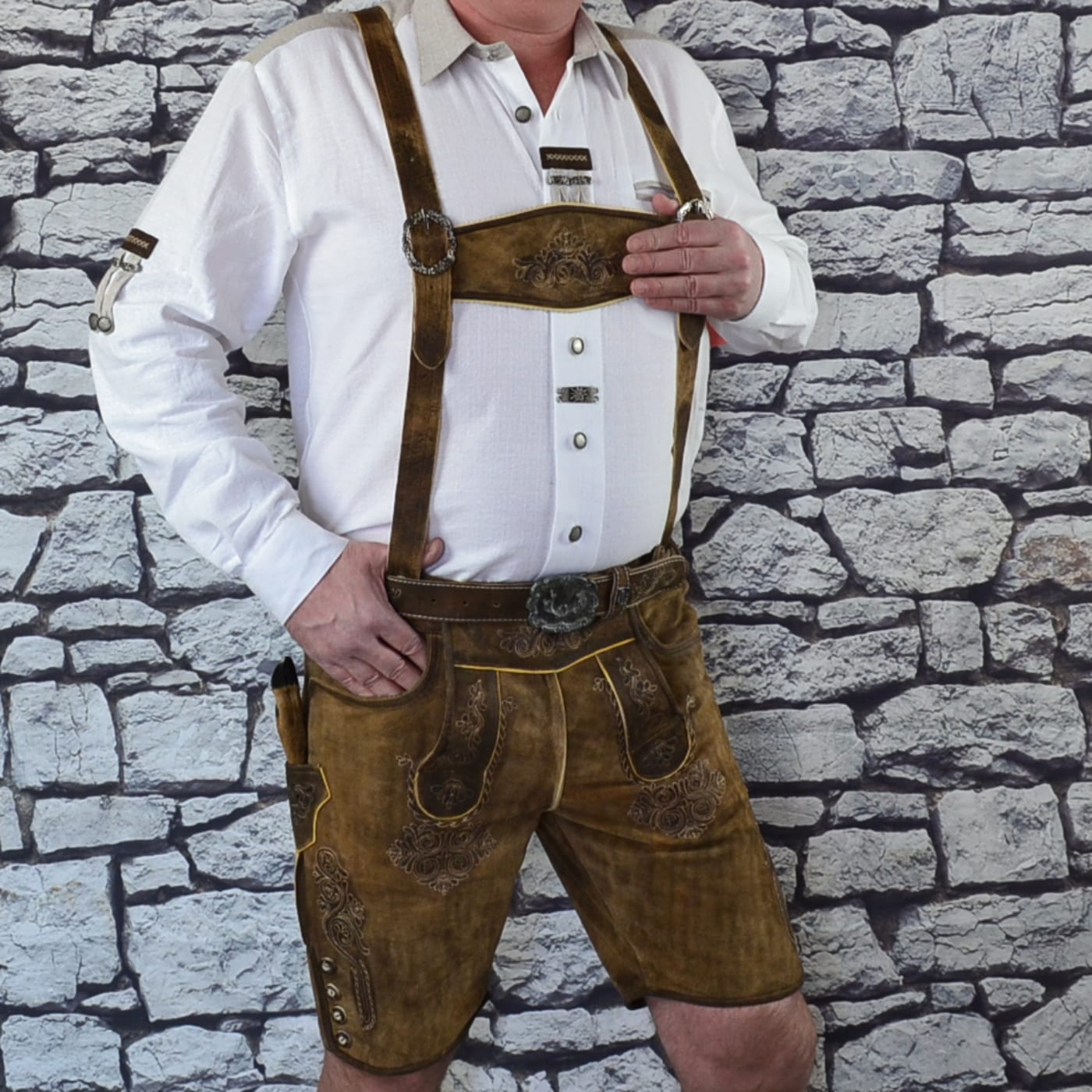 How To Dress For Oktoberfest - Traditional German Clothing - Ernst Licht