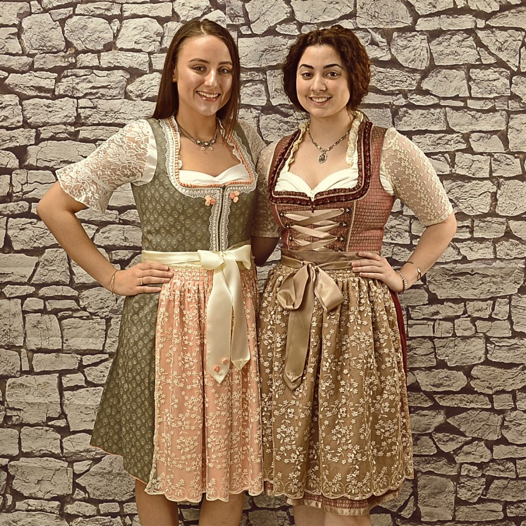 Dirndl and Lederhosen History - Traditional German Clothing - Ernst Licht