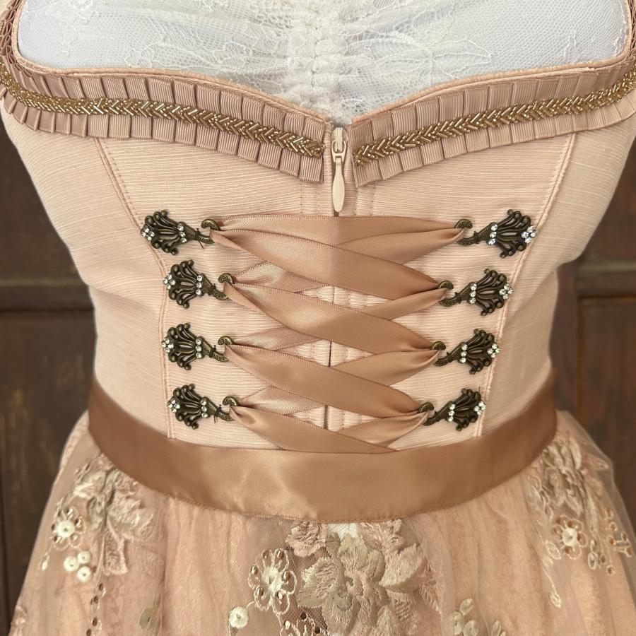 Traditional German Dirndls - Freya Dirndl