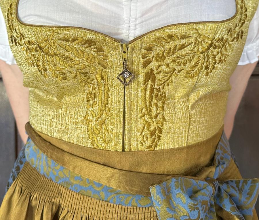 Traditional German Dirndls - Odilia Dirndl